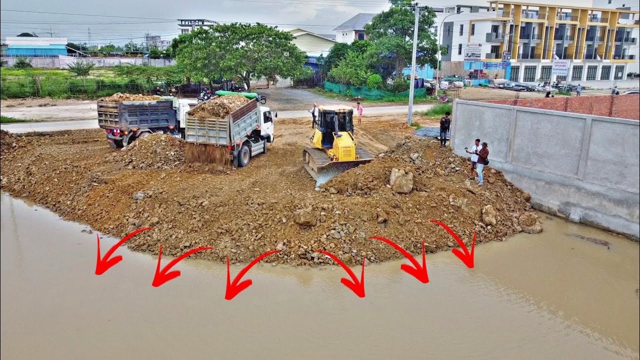 WOW New Plan KOMATSU DR51PX Dozer Pushing Down Filling Soil Stone Water ...