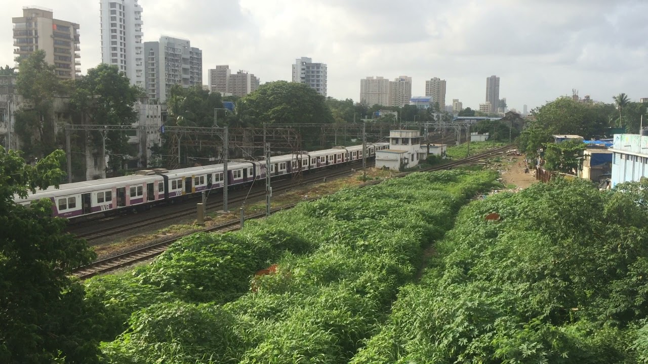 Virar Fast Local Skipping Kandivali Station - YouTube