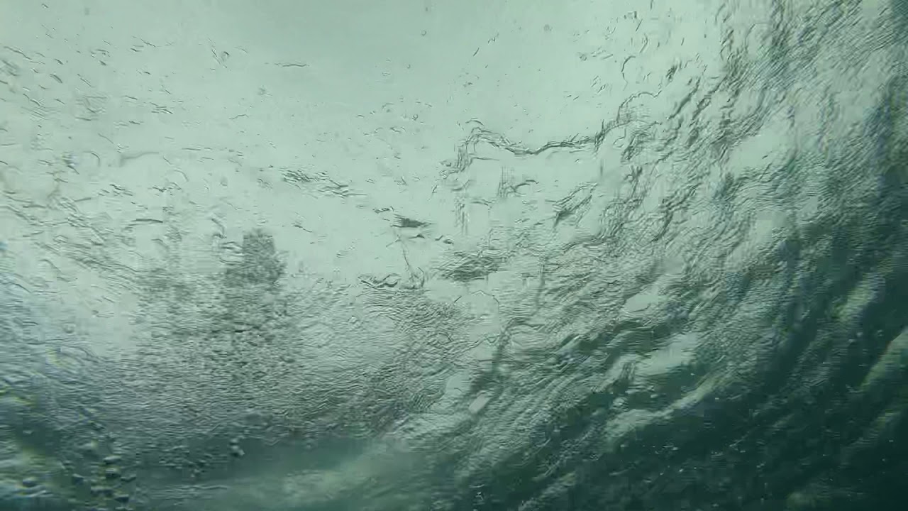 What it looks like under water when it’s raining on the ocean (GoPro ...
