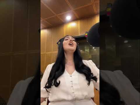 Burcu Göktürk- İçim Yanıyor Kalbim Kanıyor (Zehra Kantosu)