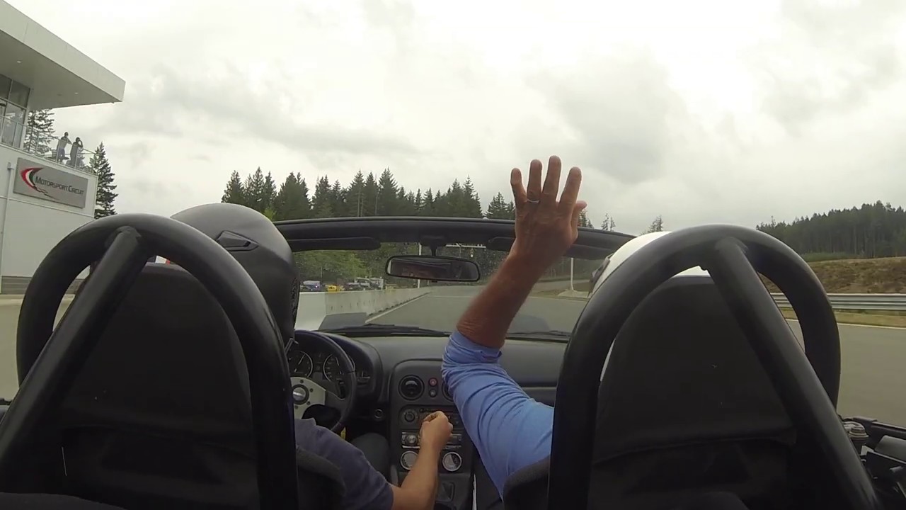 VIMC Track (wet lap) - YouTube