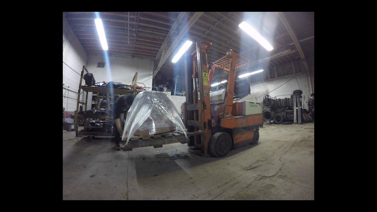 Engine Packing at Michigan Motorcycle Salvage. - YouTube