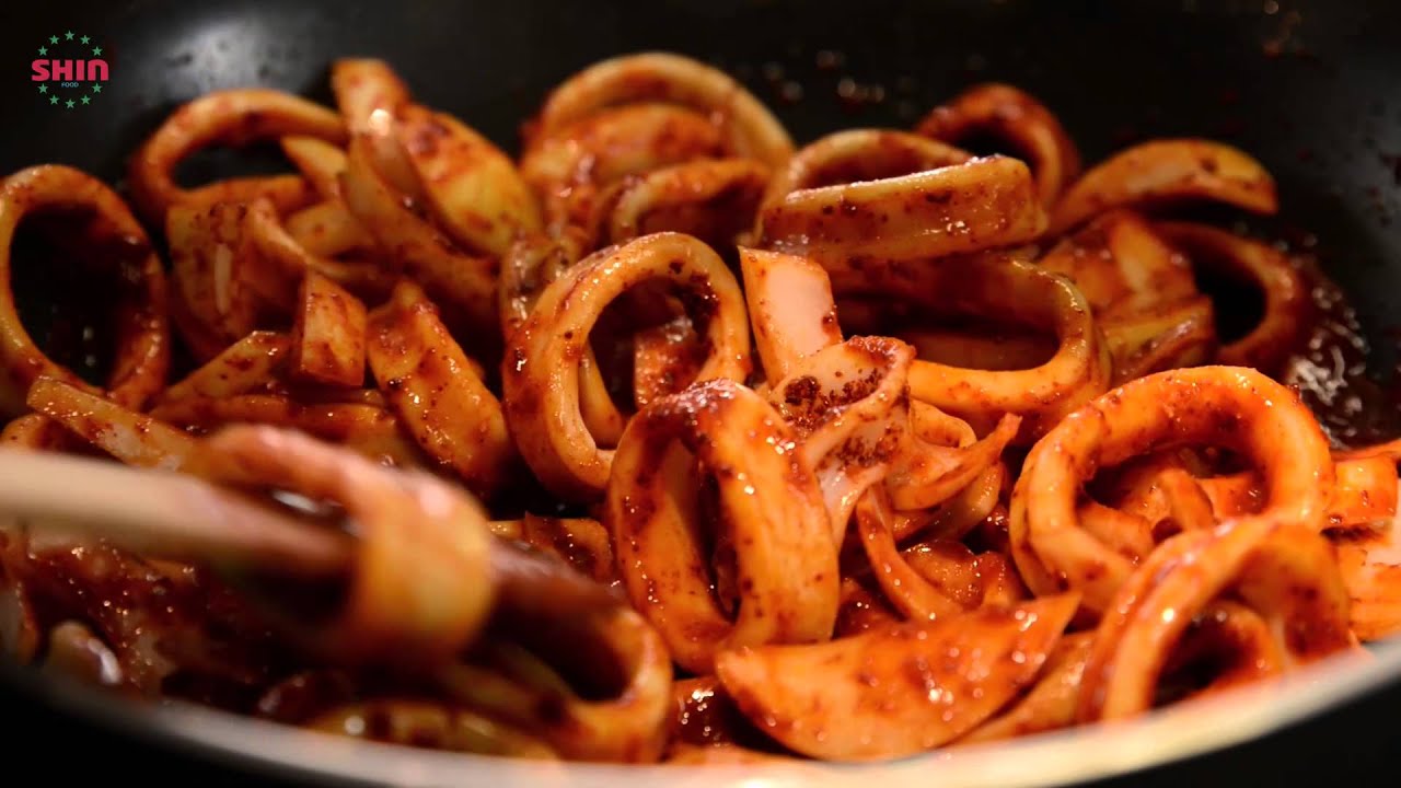 Ojingo bokum - YouTube