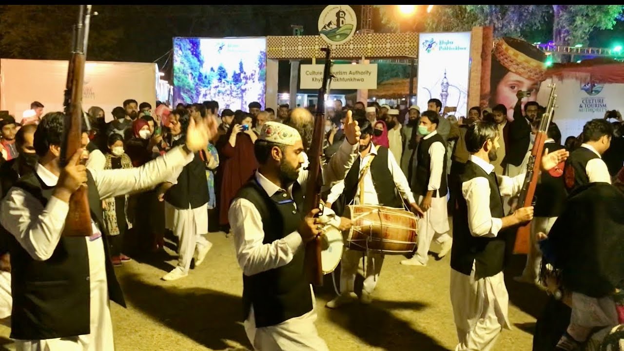 Khattak dance | Pashto Attan | Pashtun culture - YouTube