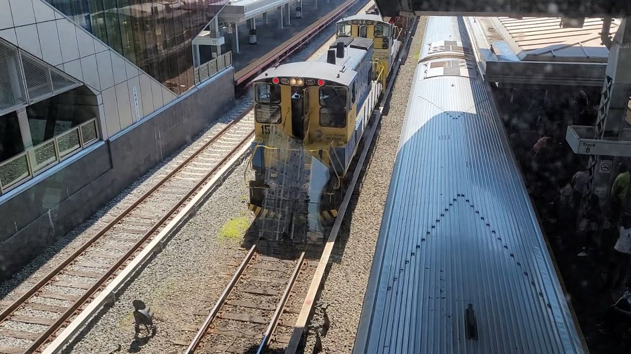 HD/60p: LIRR Work Train with Ballast at Jamaica. (June 2022) - YouTube