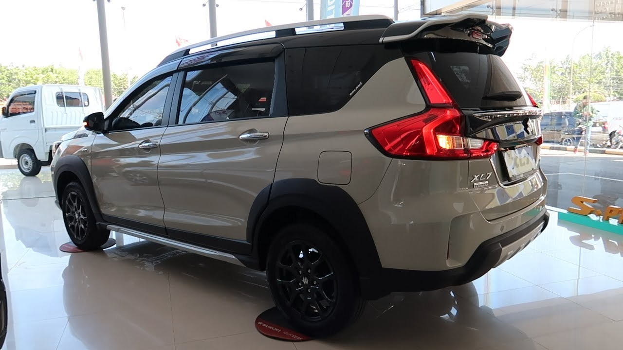 SUZUKI NEW XL7 HYBRID ALPHA NEW SAVANNA IVORY 2 - BLACK AT (2023 ...