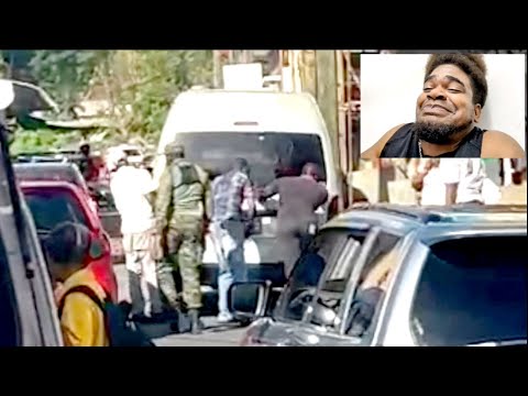 POLICE GET TIRED OF PUSHING THEIR OWN BROKEN DOWN VEHICLE IN MIDDLE OF ...