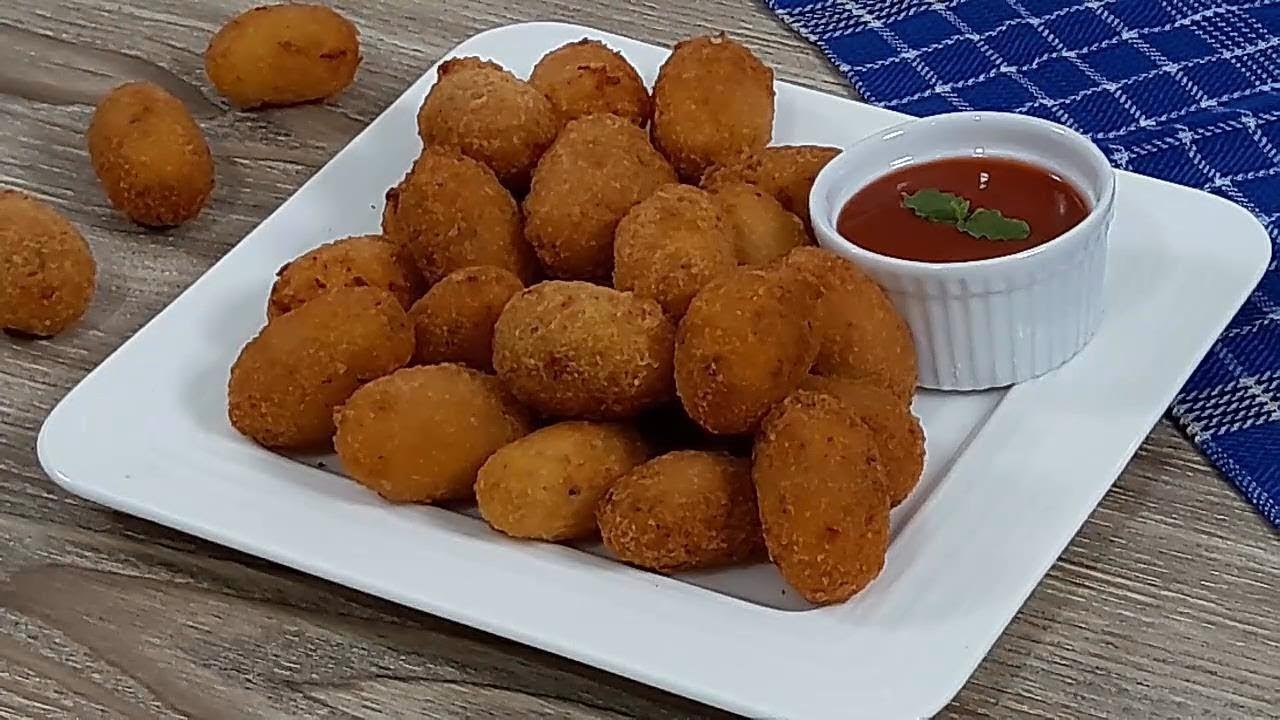 Potato Nuggets recipe | Easy Homemade Cheesy Spicy Potato Nuggets ...