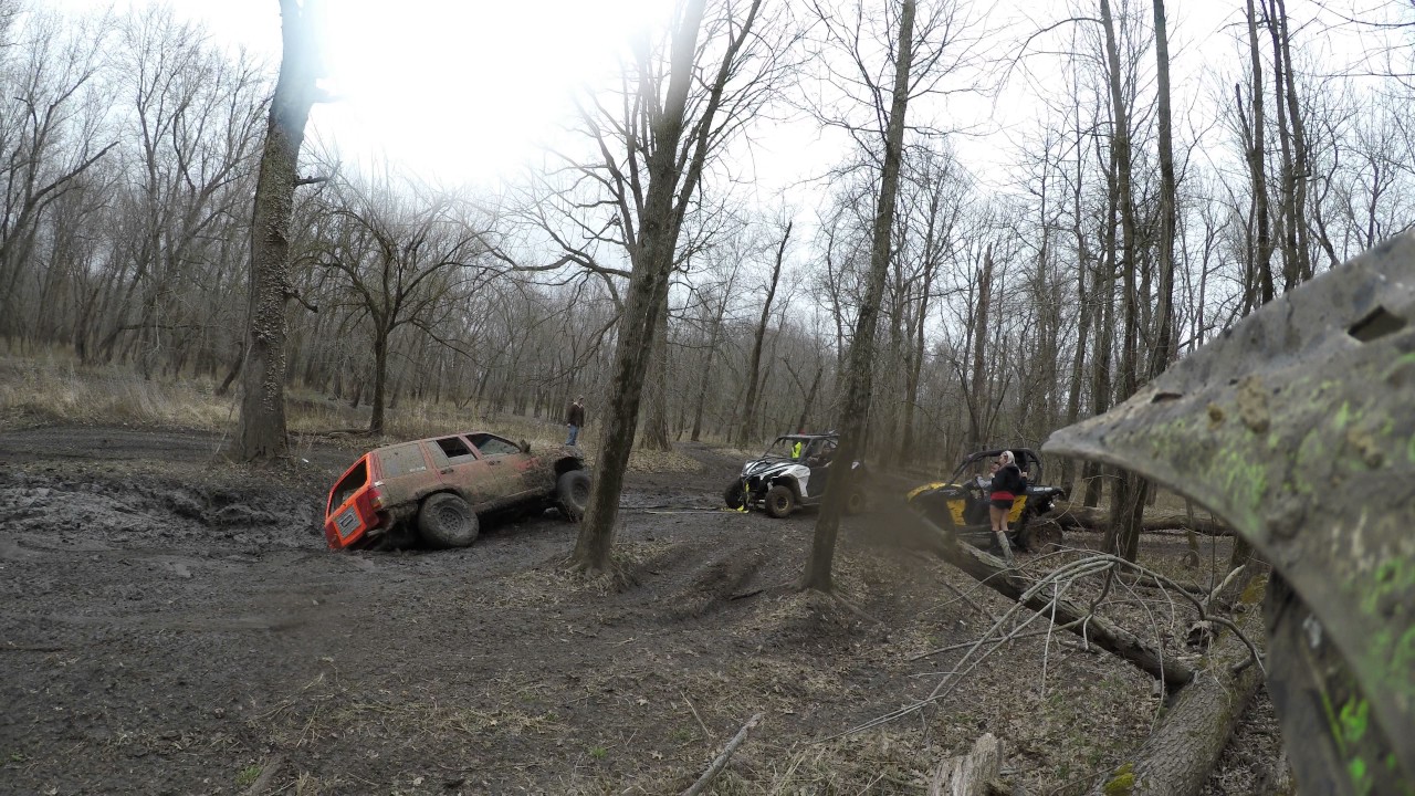 Idiot Drives His Car In A BIG Hole @ South Fork Dirt Riders Mudfest ...