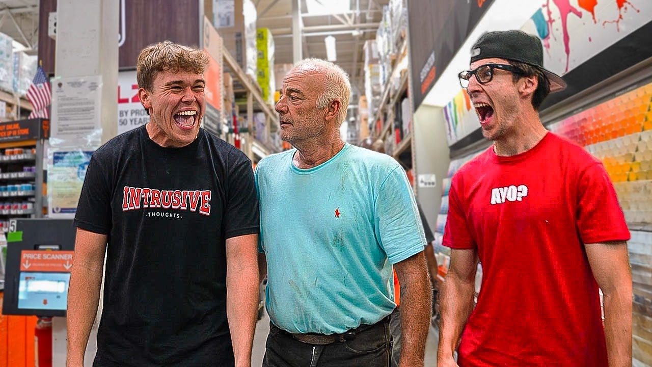 Screaming in Stores Compilation - YouTube