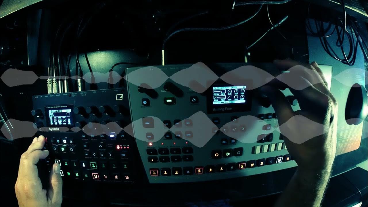 Syntakt + Analog Four - Live Techno Jam - YouTube