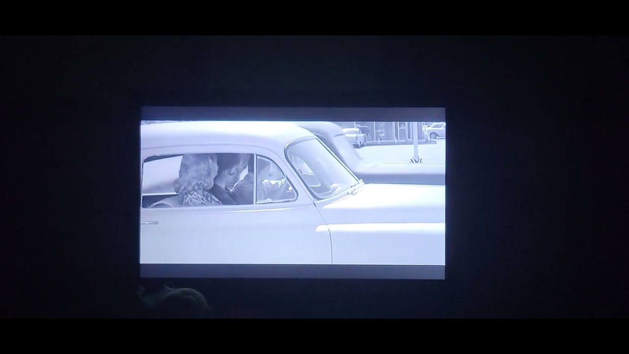 Weird TV Interruption (creeped me out.) - YouTube