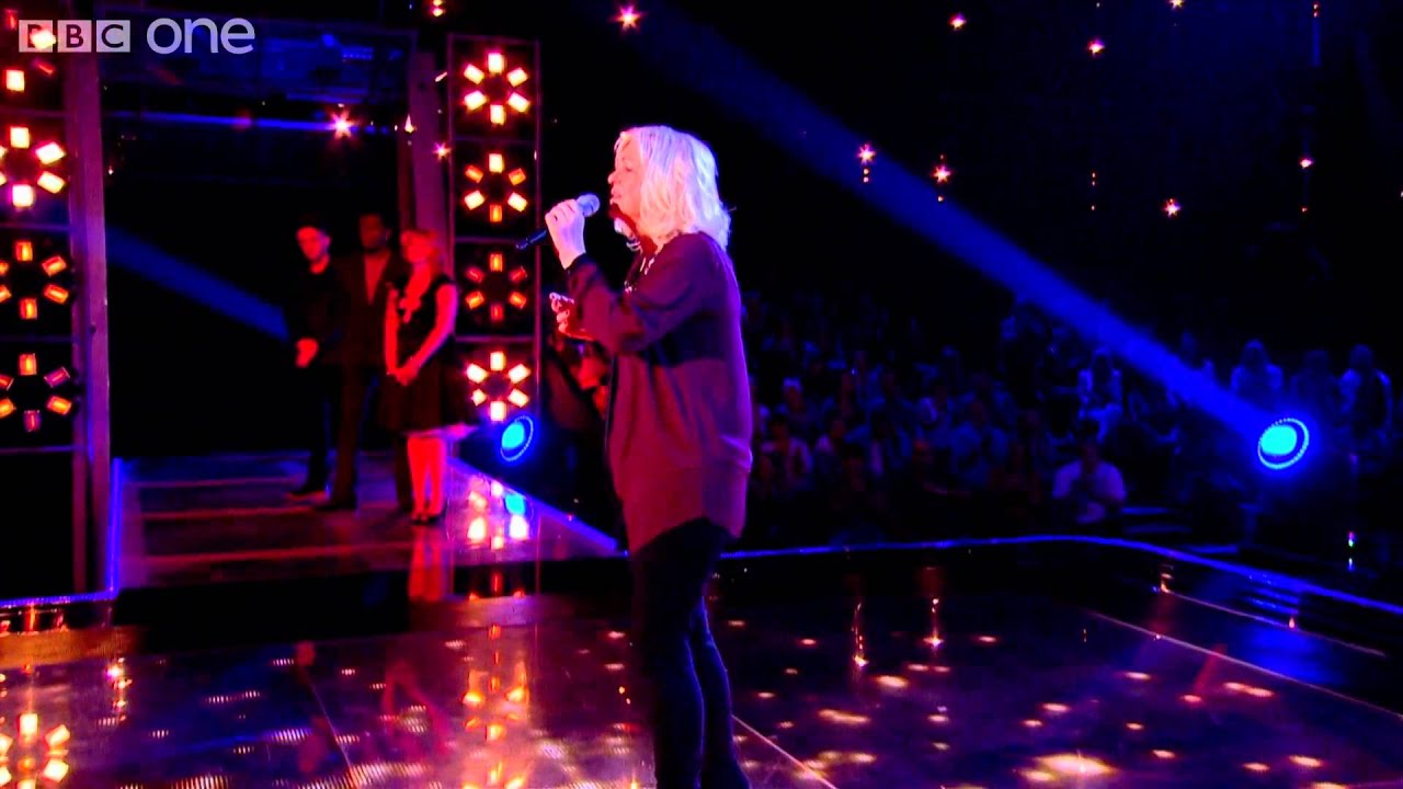 Sally Barker performs 'Walk On By' The Voice UK 2014 The Knockouts BBC ...