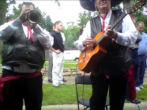 larry foyen and big bob scoggins playing cherry pink - YouTube