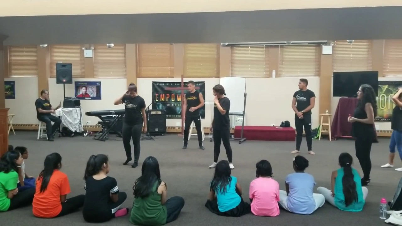 Dance Class with Pastora Kiara Pita from Mishkja(5) - YouTube