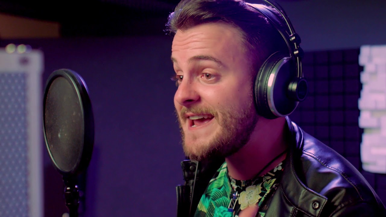 Ian Garcia - The show must go on (Queen) - YouTube