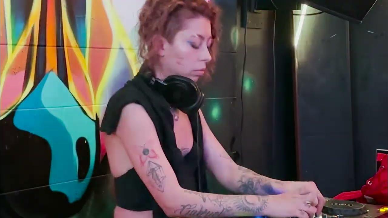 Cindy Lolas Mirage Warm Up Abril 2023 Youtube