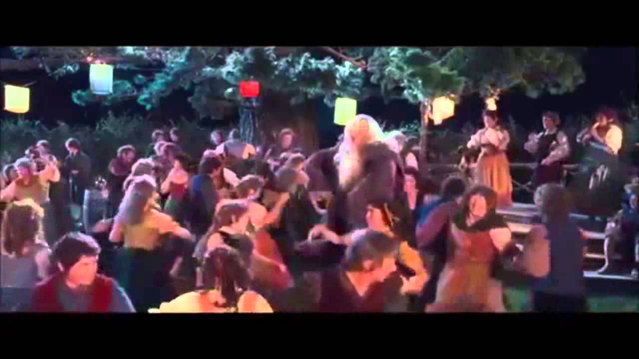 Dancing Gandalf - YouTube