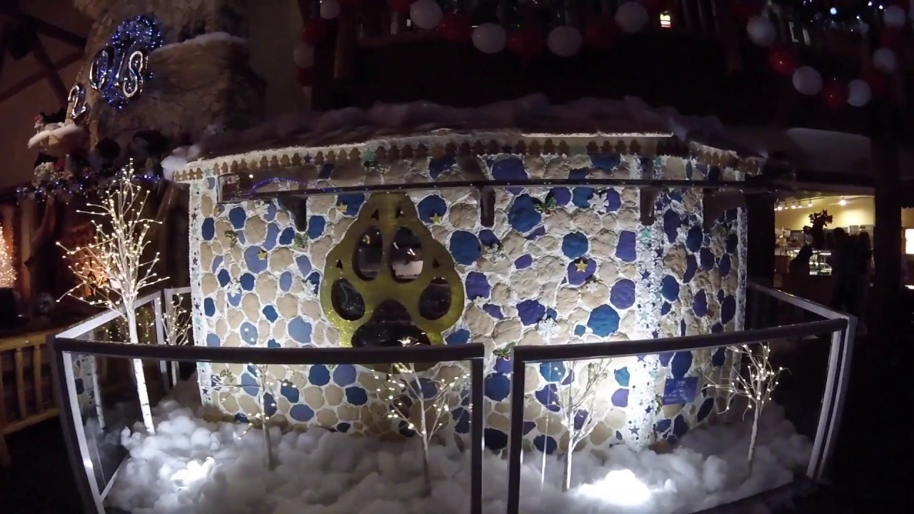 SNOWLAND GINGERBREAD HOUSE - Great Wolf Lodge - YouTube
