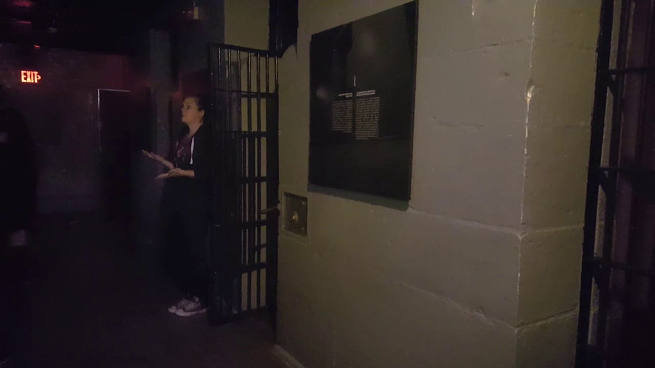 Tour of Death Row • Hi Hostal Ottawa • Carleton County Jail - YouTube