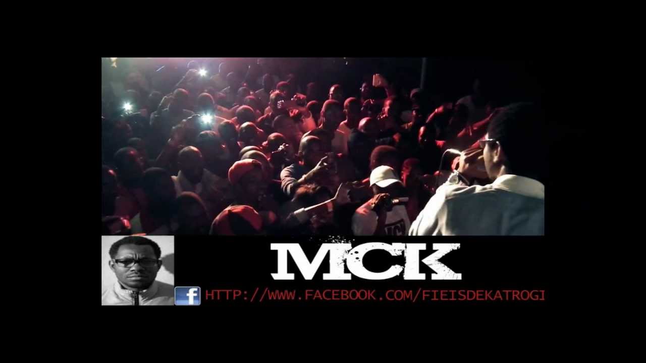 MCK feat BRUNO M /AO VIVO NO CHABBA - YouTube