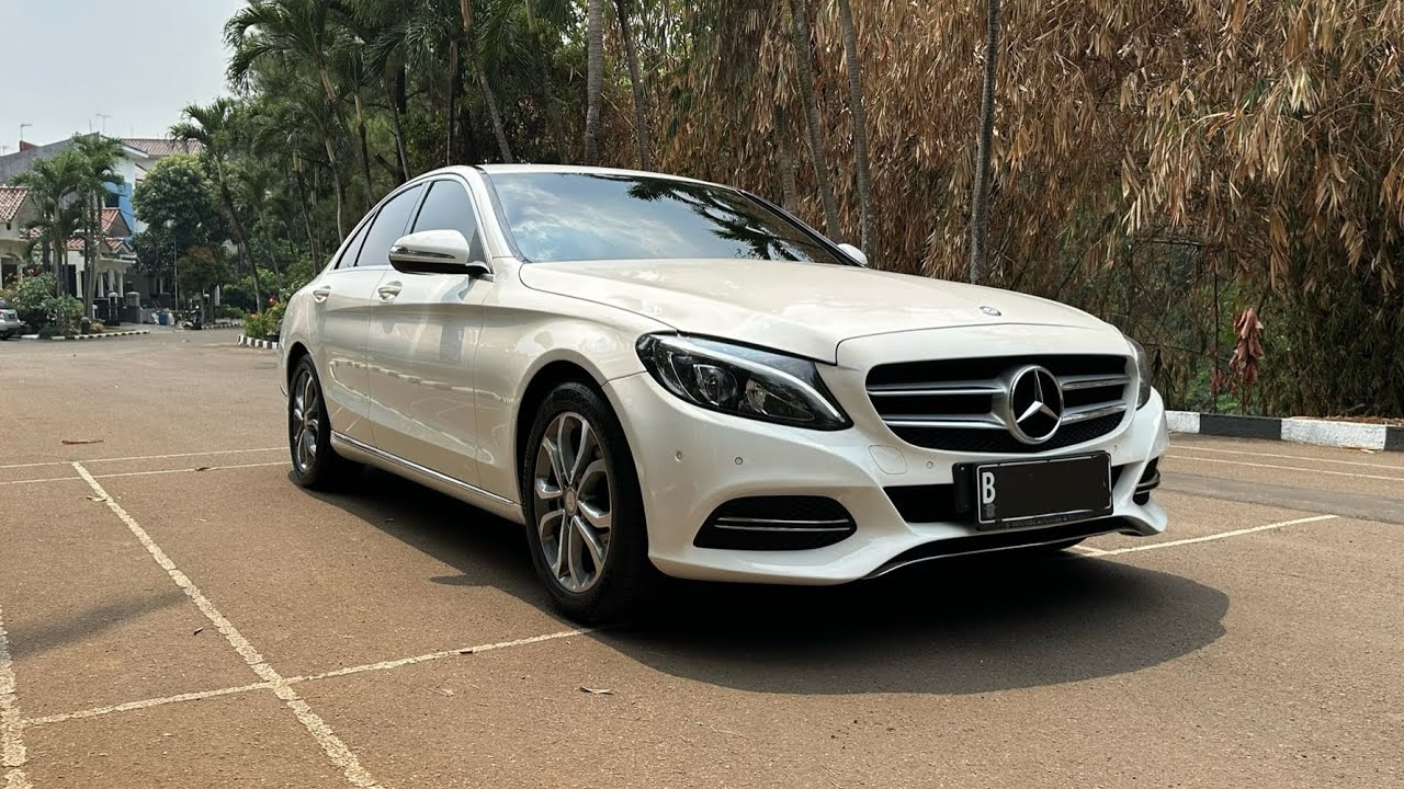 Mercedes Benz C200 W205 (2014) POV Test Drive - YouTube