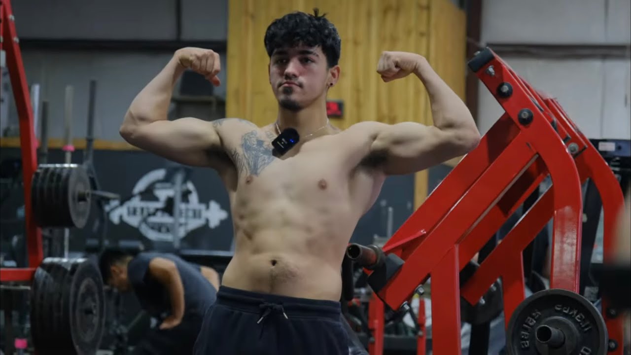 EXHAUSTED WORKOUTS WITH GYM BRO LIFTING - YouTube