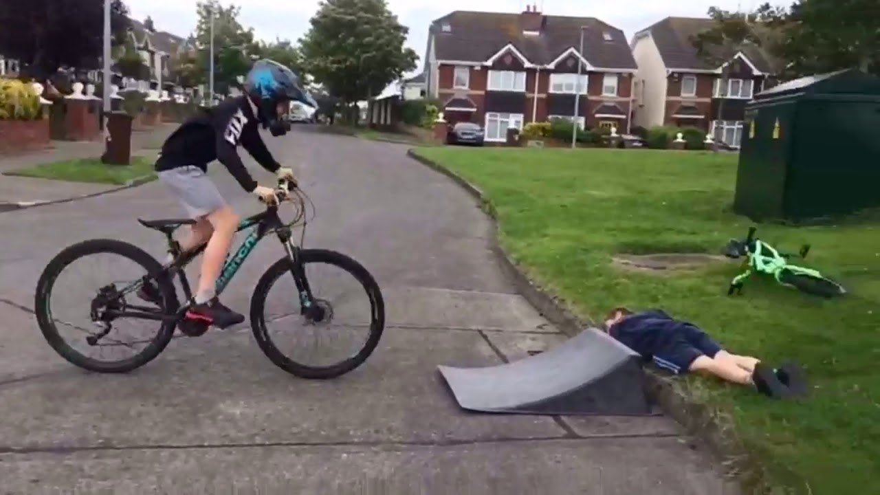 Jumping over people - YouTube
