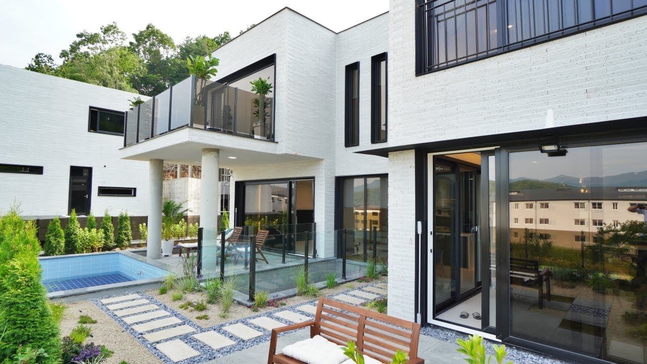 휴양지에서 산다 수영장 단독주택 Luxury Villa (South Korea) - YouTube