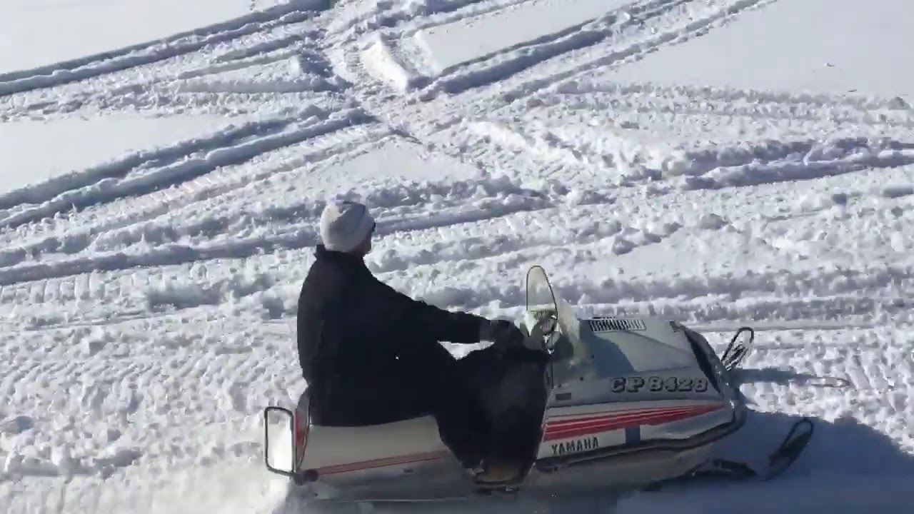 1979 Yamaha Enticer 300 Twin Deluxe - YouTube