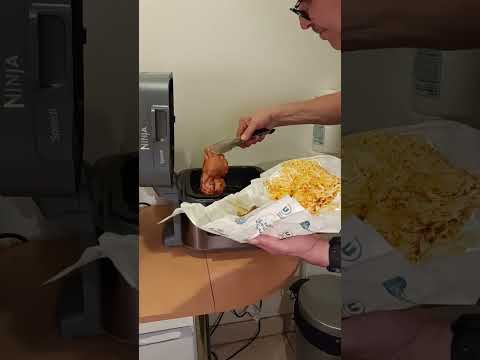 ninja speddi,filets de poulet et pommes de terre.grillades,patates.