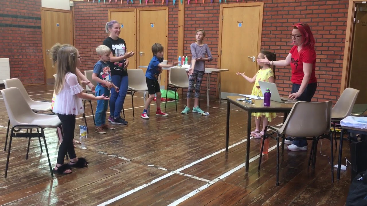 True Colours signing choir - YouTube