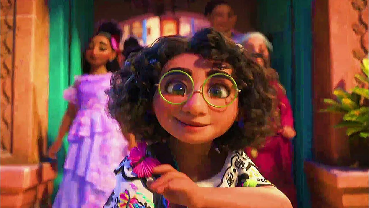 Encanto - La familia Madrigal (español)♪ - YouTube