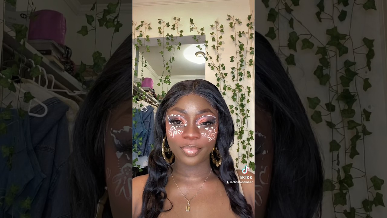 Gingerbread 🥖 mean #makeup #meakupartist #makeupartist #makeub # ...