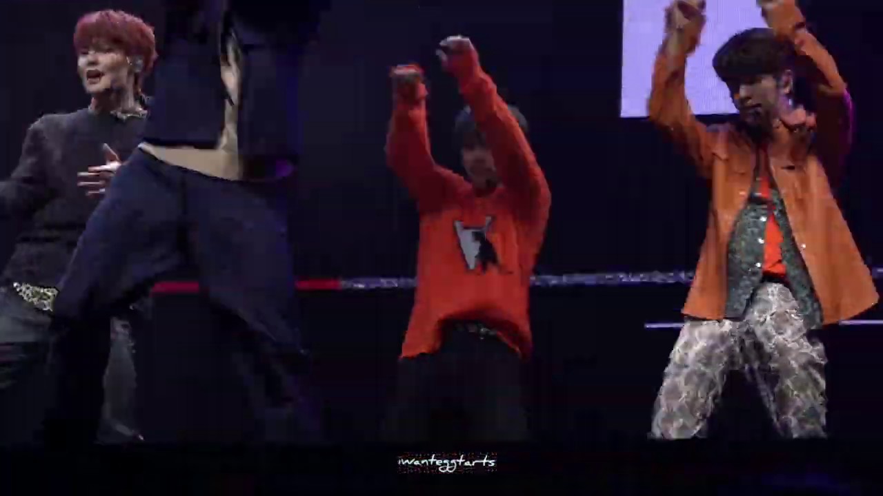 190325 Stray Kids Miroh - Lee Know Focus - YouTube