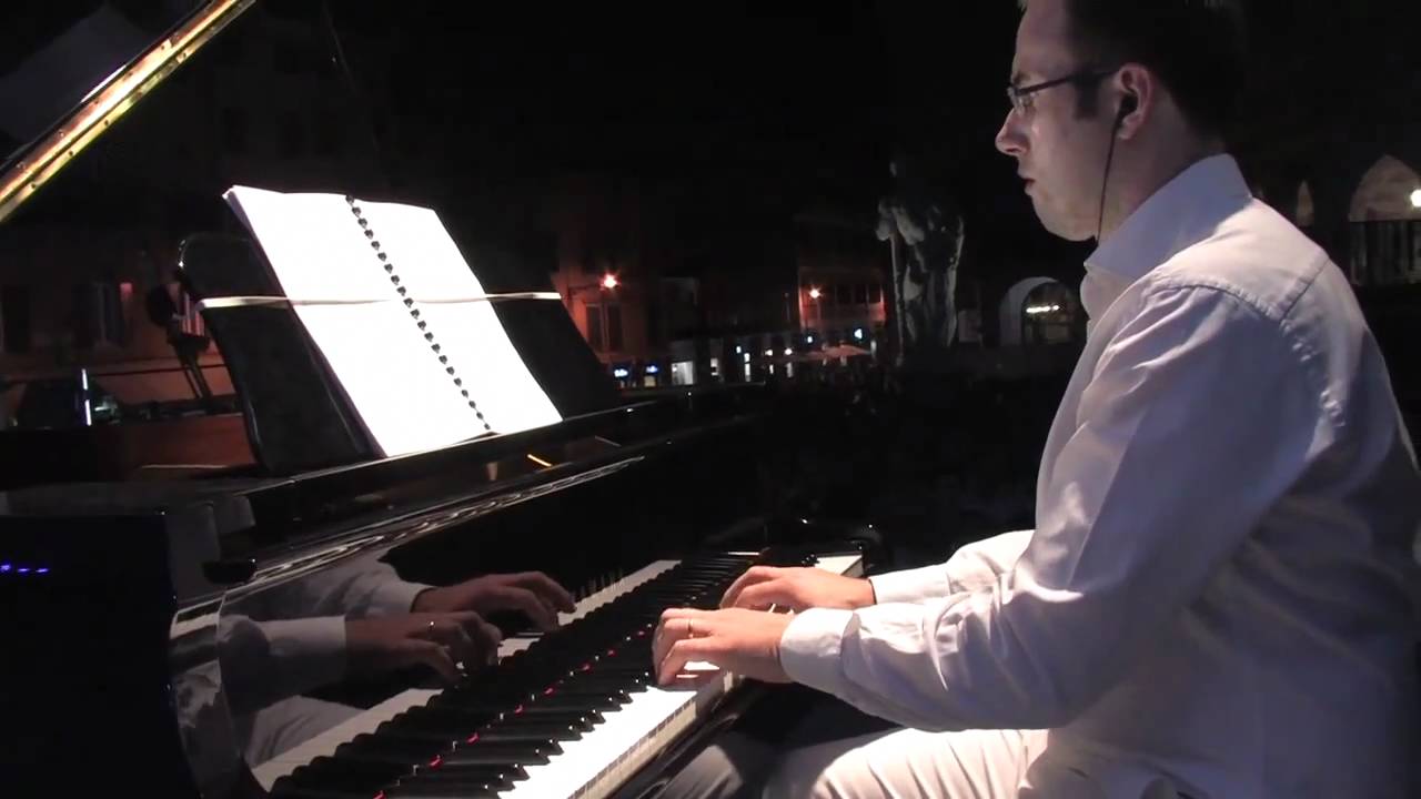Jump - Van Halen - Piano Twelve - YouTube