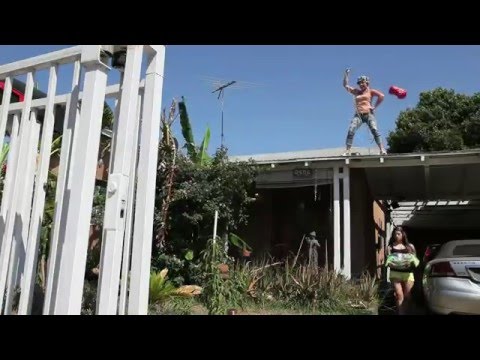 Swinging fist to girls Face