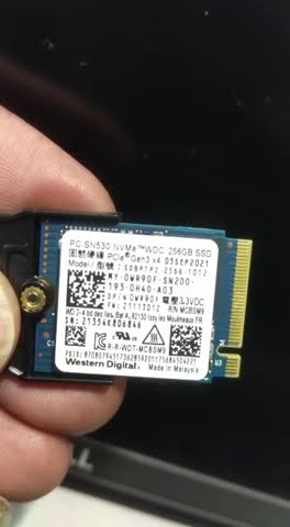 How to clean SSD - YouTube