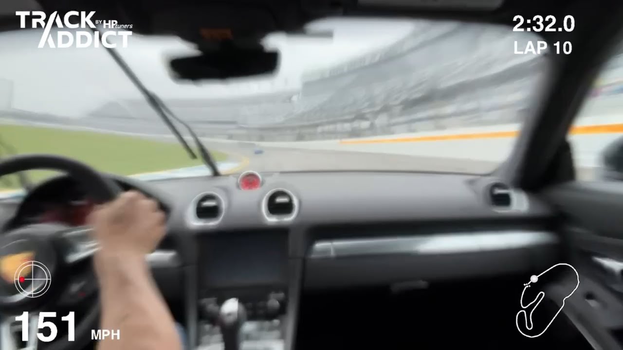 Daytona wet track 151 mph Porsche 718 GTS 4.0 chasing a GT4 - YouTube