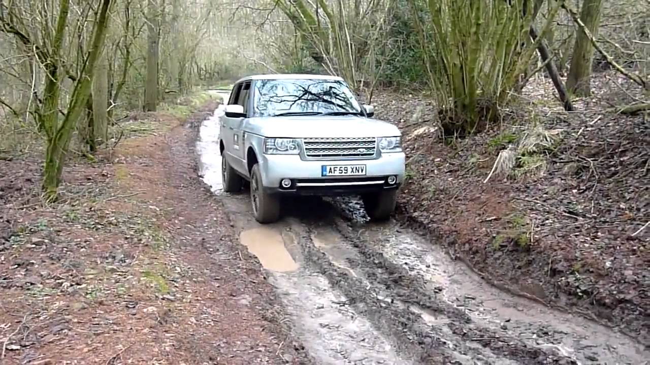 Range Rover in mud - YouTube
