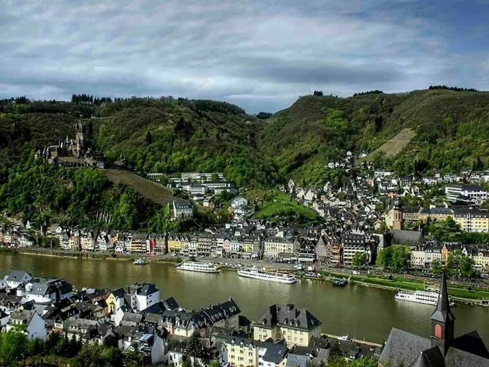 Moezelvallei - YouTube