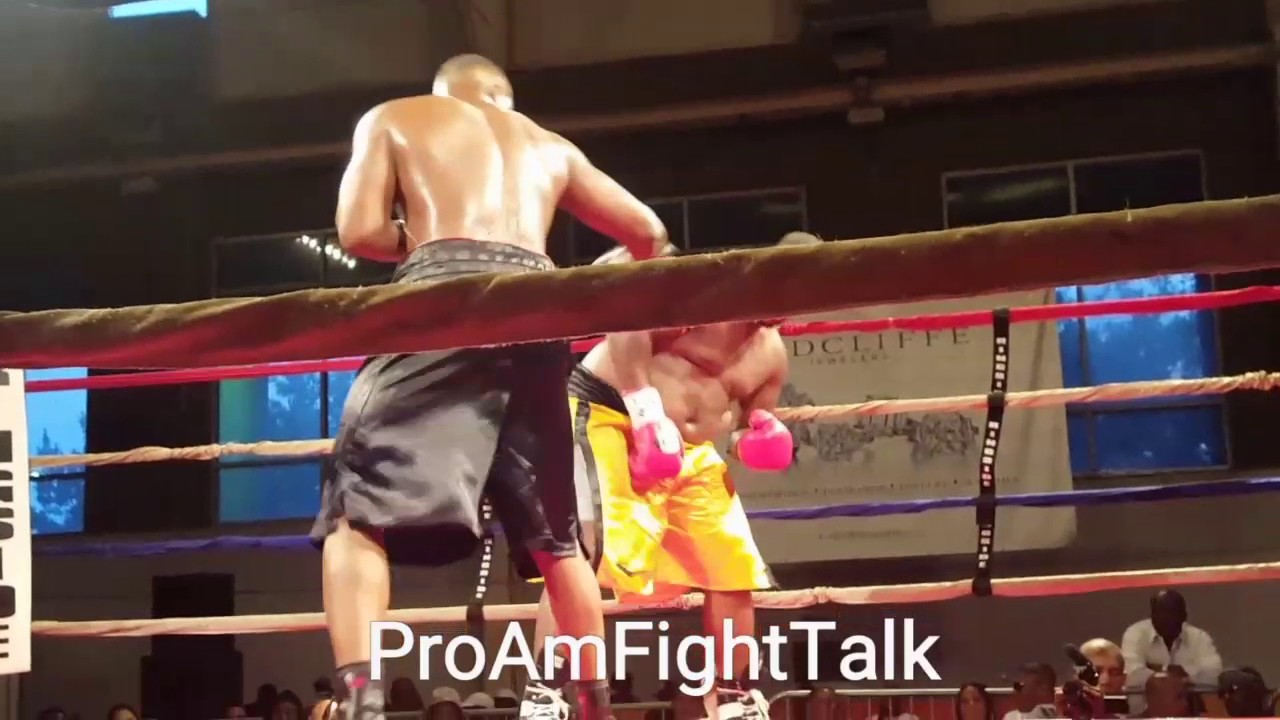 Jerry Forrest And Grover Young Slug It Out In Round 5! - YouTube