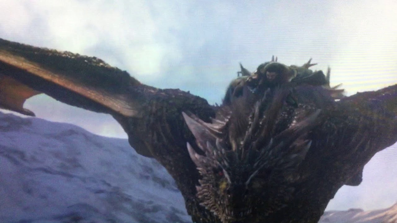 Aladdin riding a dragon - YouTube