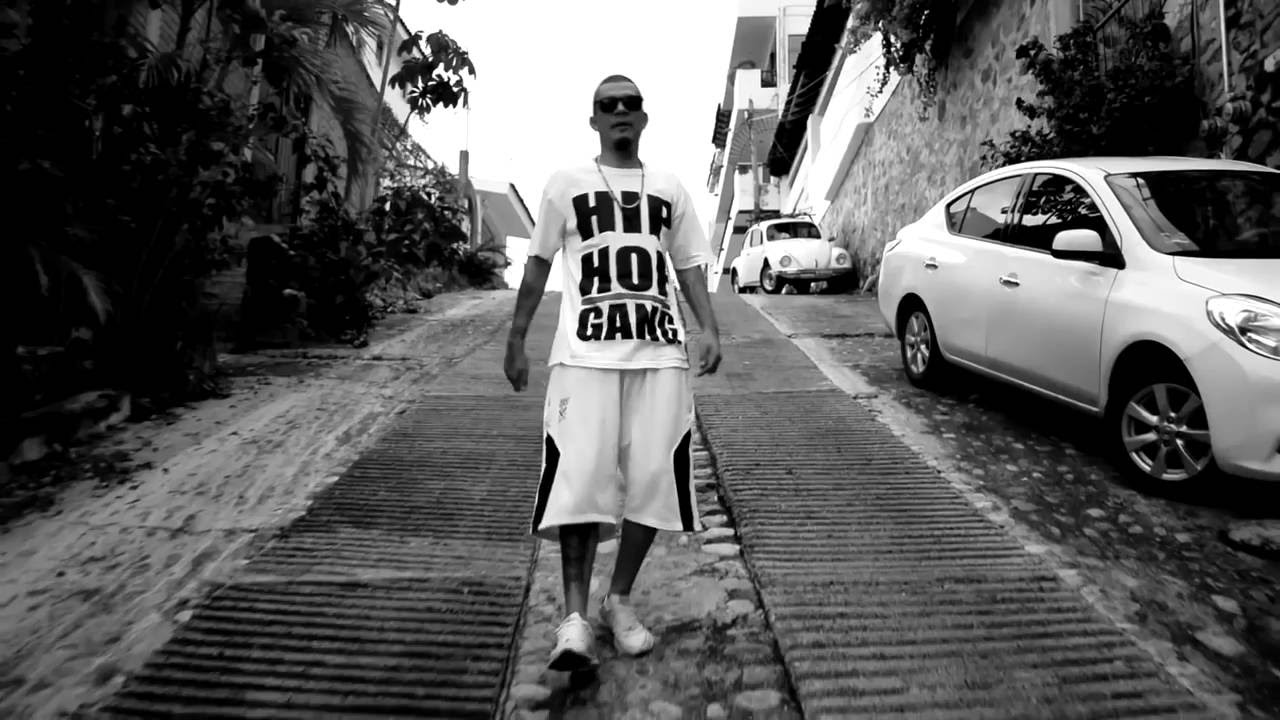 THUG POL - VIDA MALA || Sigo Siendo El Mismo [Video Oficial] - YouTube