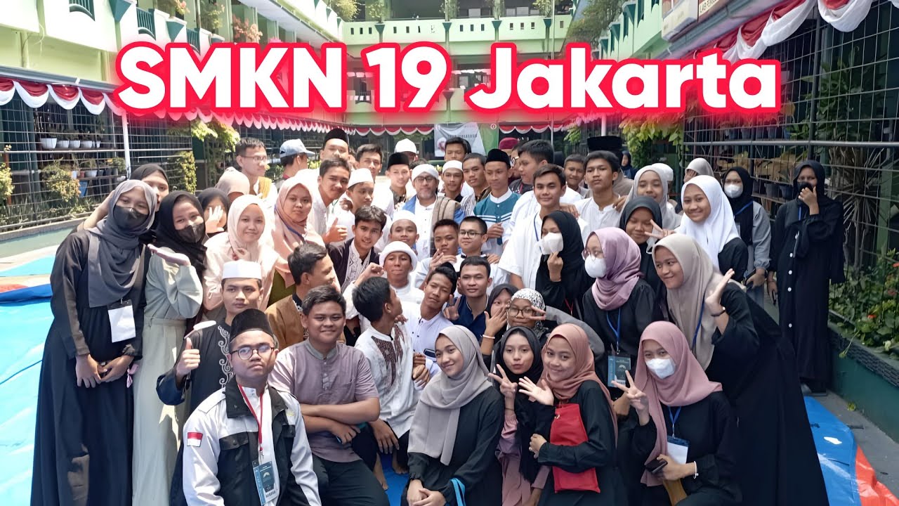 GOES TO SCHOOL: SMKN 19 Jakarta - YouTube