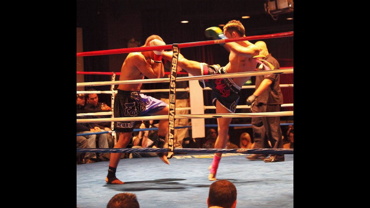 Mark DeLuca vs Chris Aldea - YouTube