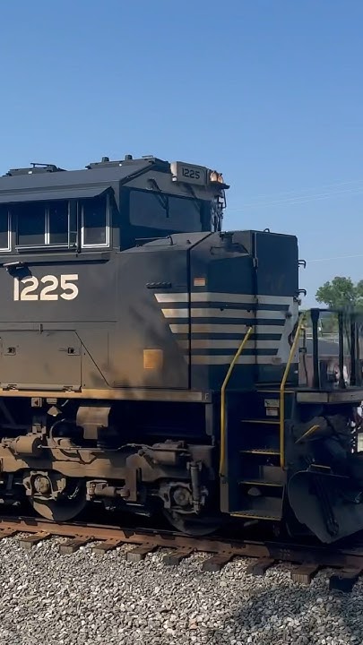 NS 1225 (SD70ACe) leads intermodal train 272 #railroad #railfaning #norfolksouthern #railfan ...