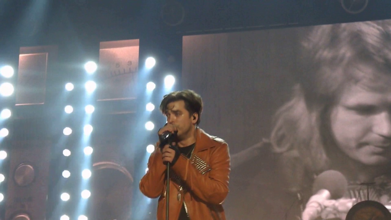 Waylon Queen Medley en the voice kandidaten part 2 25 November - YouTube
