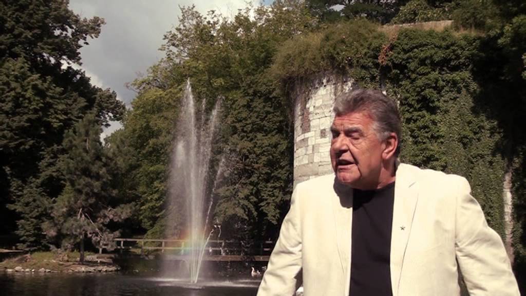 Frans Theunisz (Mestreech diech bis ut einde) - YouTube