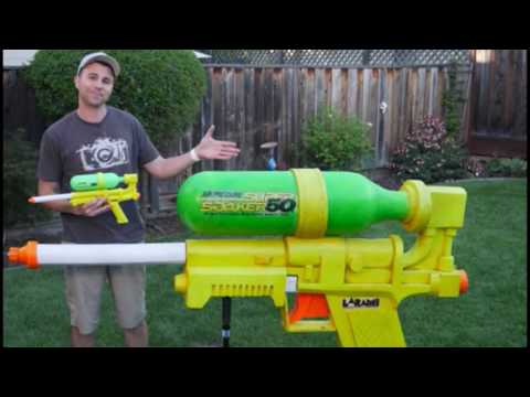The world's largest water gun